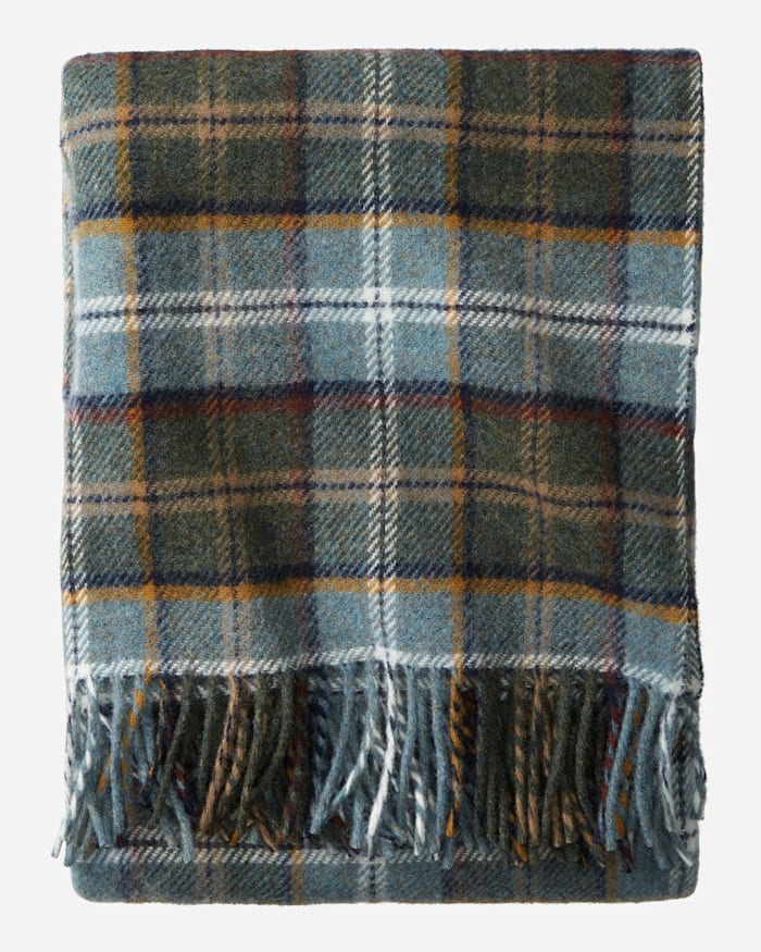 Shop Machine-washable Wool Eco-Wise Wool Solid Blanket | Pendleton